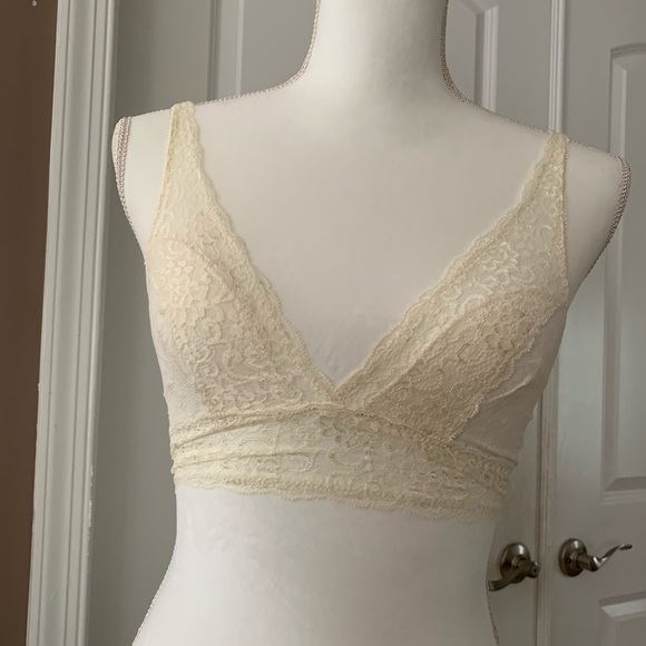 Soma | Intimates & Sleepwear | Soma Lace Plunge Bralette | Poshmark